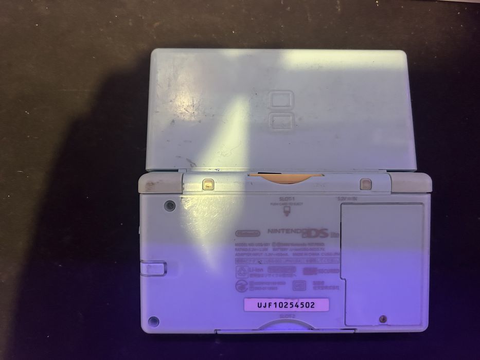 Nintendo Ds lite azul claro São Pedro da Cadeira • OLX.pt