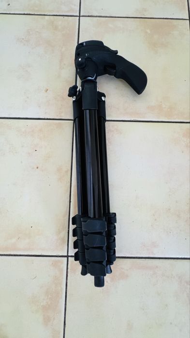 Штатив «Manfrott: 3 100 грн. - Підставки / кріплення / тримачі Київ на Olx