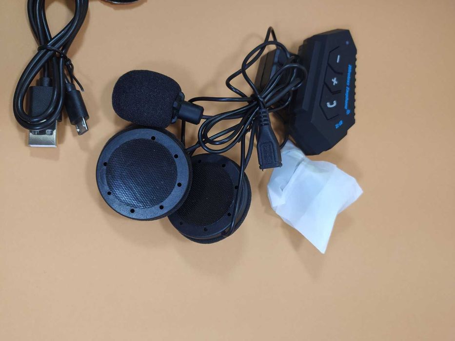 Мотогарнитура Bluetooth BT12 Fix - Hands-Free / Stereo / 500mAh / IP67: 1 092 грн. - Навушники ...