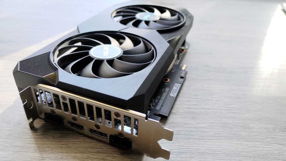 Видеокарта ASUS Radeon RX 6600 8Gb DUAL: 7 800 грн. - Комплектуючі та аксесуари Запоріжжя на Olx