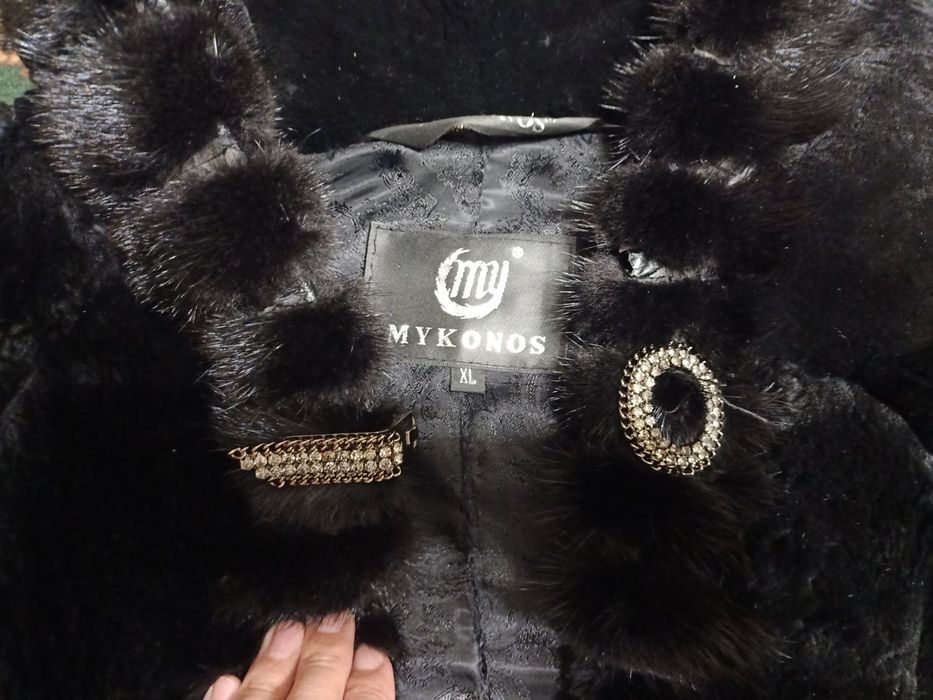 Шуба мутон з вставками норки: 800 грн. - Шуби, кожухи Баранівка на Olx