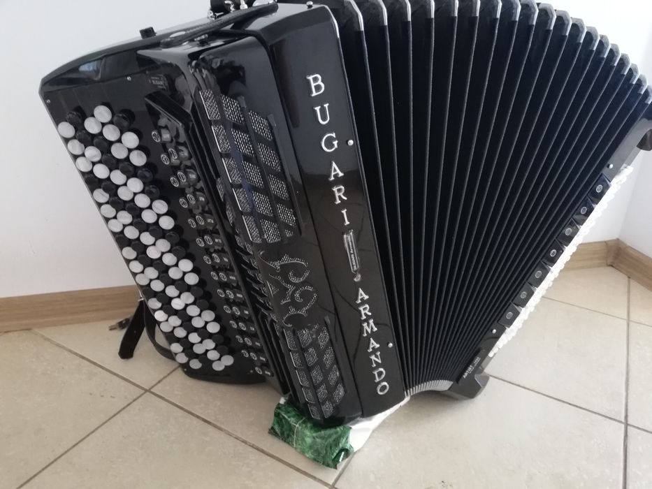 Akordeon Bugari Armando kanałowy guzikowy Karsino • OLX.pl