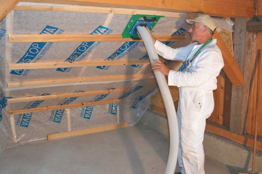 Celuloza, wełna celulozowa Isocell for you, wdmuchiwanie - 4U Izolacje ...