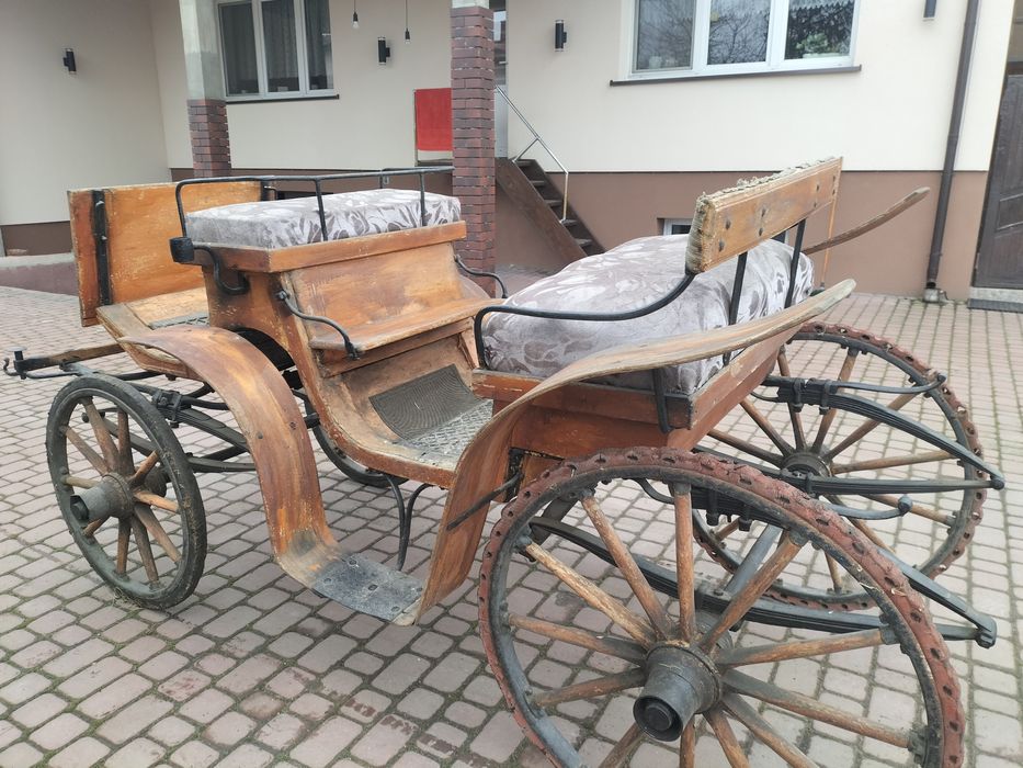 Bryczka konna na kołach drewnianych Jankowice • OLX.pl