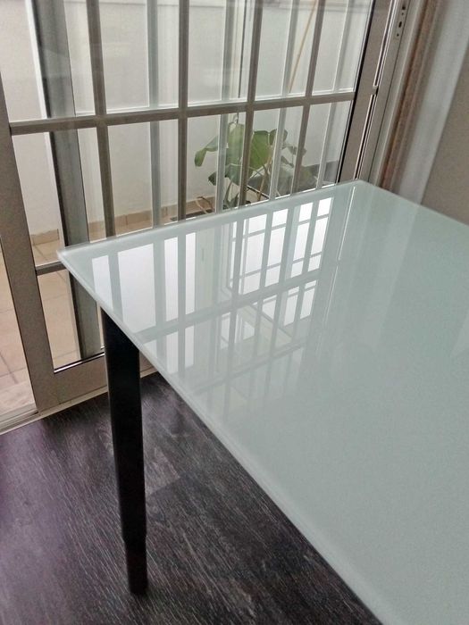 Mesa Glasholm (IKEA) Almada, Cova Da Piedade, Pragal E Cacilhas • OLX ...