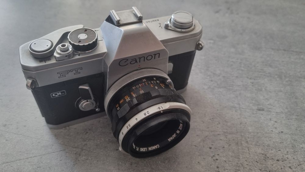 CANON FT QL z FL 50mm f/1,8 - lustrzanka vintage Dzierżoniów • OLX.pl