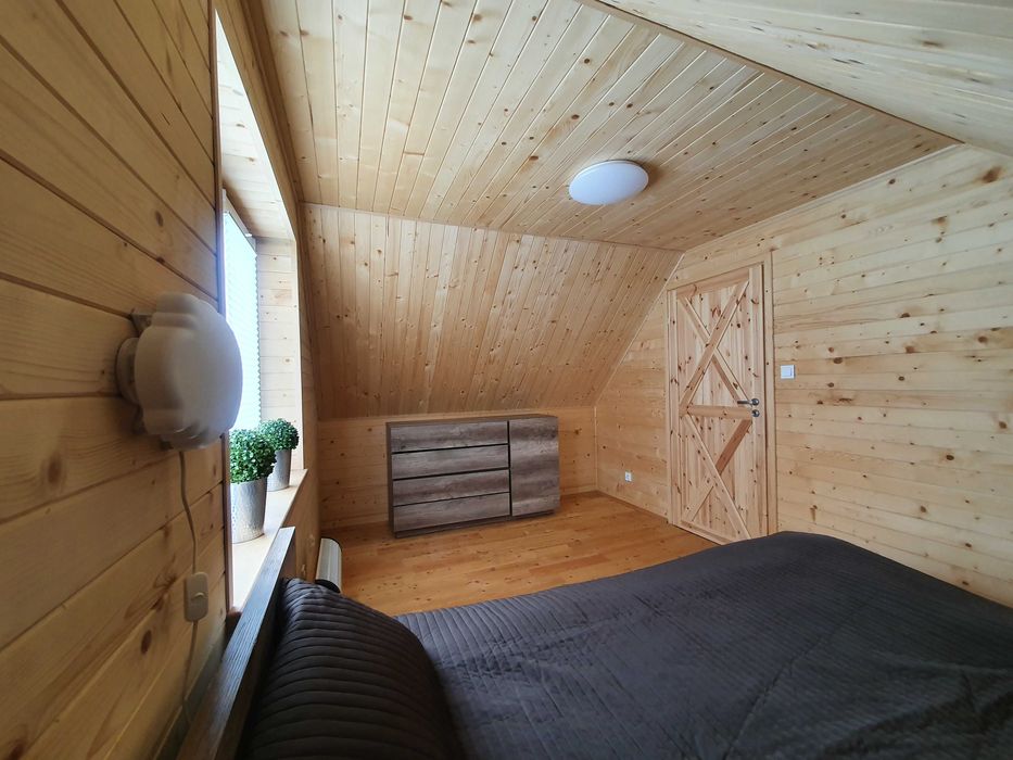 Domek całoroczny nad Jeziorem Mazury Giżycko Jacuzzi Spa Sauna Łódka ...