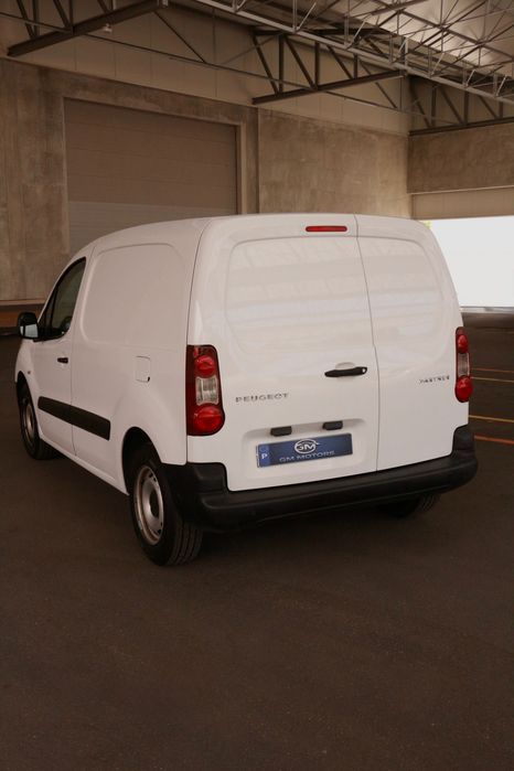 Peugeot Partner 2018 1 dono Iva Dedutível Gulpilhares E Valadares • OLX.pt