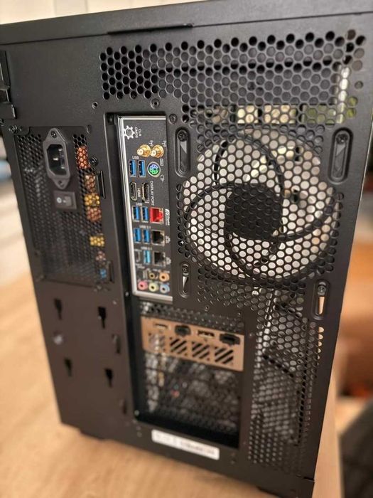 Gamingowy Komputer Intel Core i9-9900K Gigabyte RTX 4060 Ti Leszno • OLX.pl