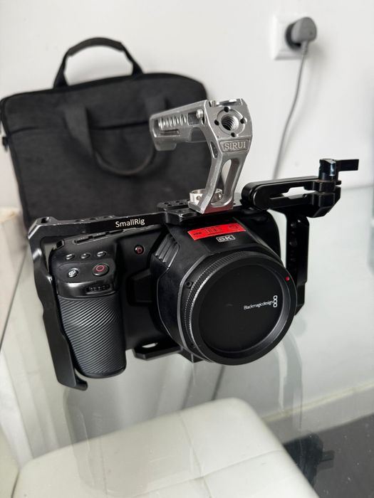 Câmera Blackmagic 6K + Cage + BateriasNegociável Cacém E São Marcos ...