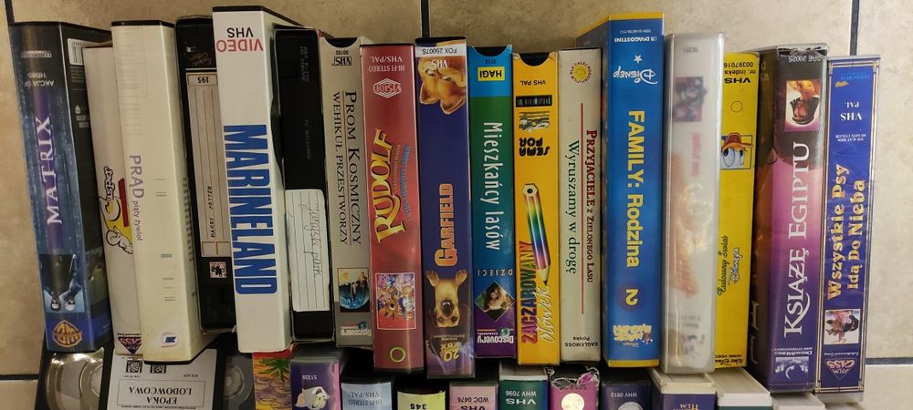 Bajki, filmy VHS, kasety VHS Piekary Śląskie • OLX.pl