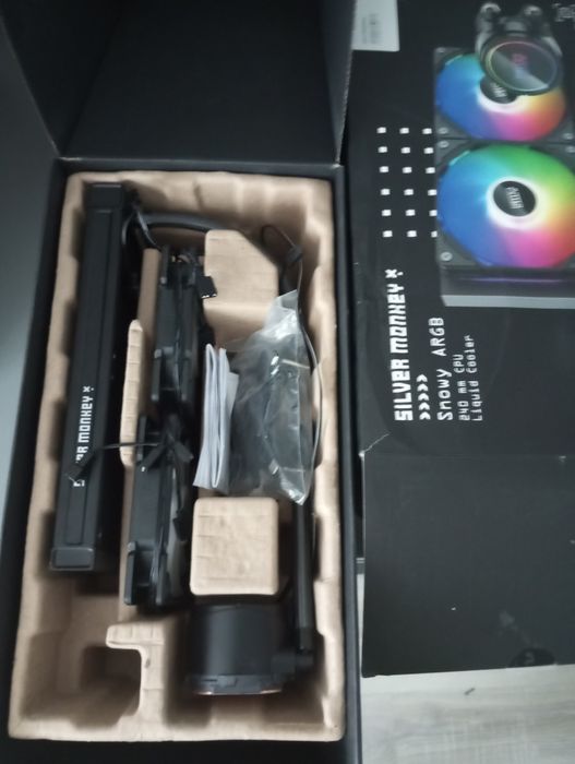 Chłodzenie wodne aio silver monkey x snowy argb 240mm Kowalki • OLX.pl