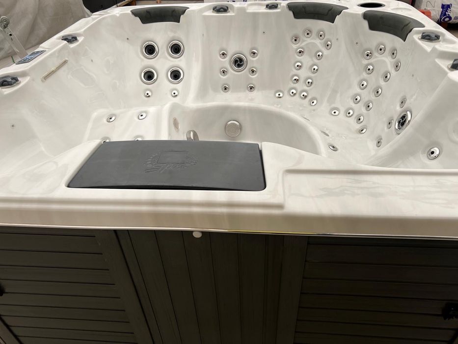 Jacuzzi ogrodowe premium Balboa 6 os/ Masaż wodny + powietrzny/LED ...