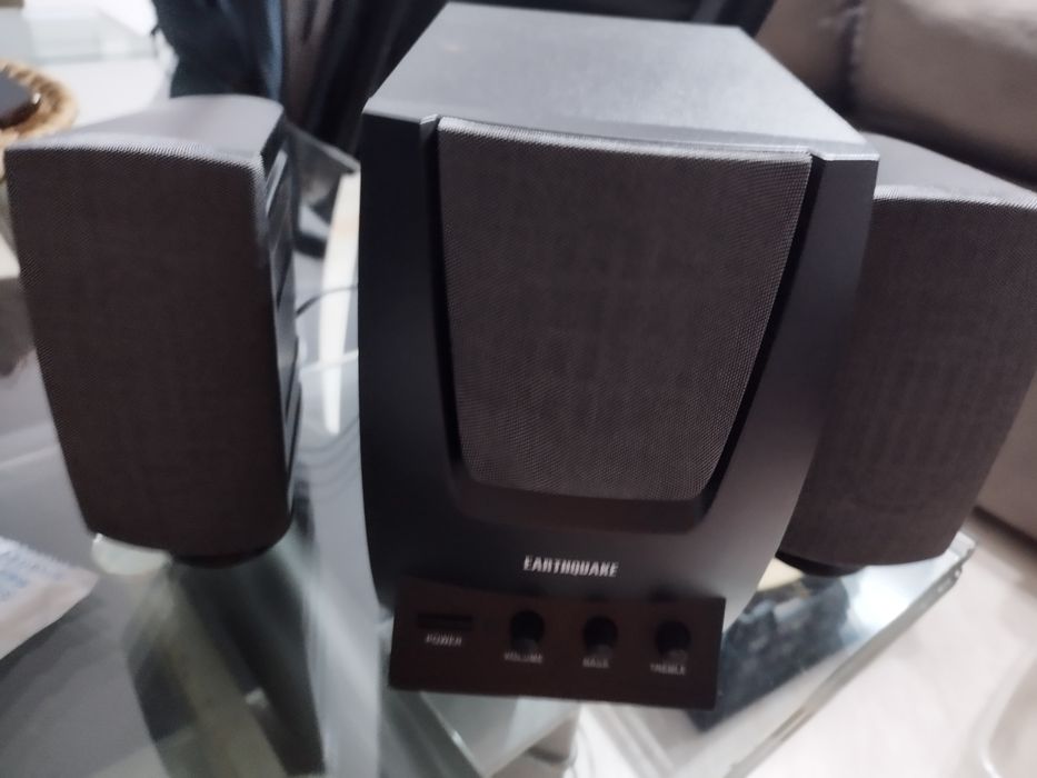 Colunas para PC 2x1 Queluz E Belas • OLX.pt