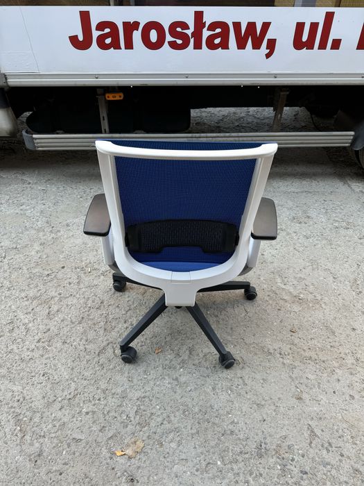 Fotel biurowy obrotowy firmy Steelcase - używane meble biurowe Jarosław ...
