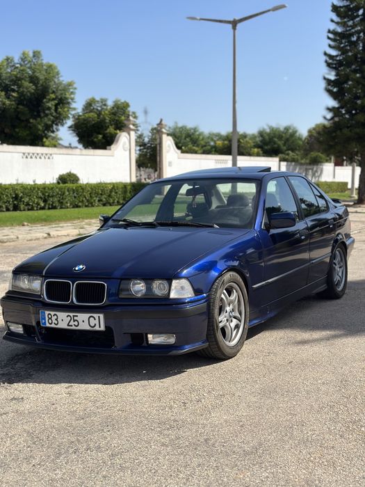 Bmw e36 320i Sedan Pack M Silves • OLX Portugal