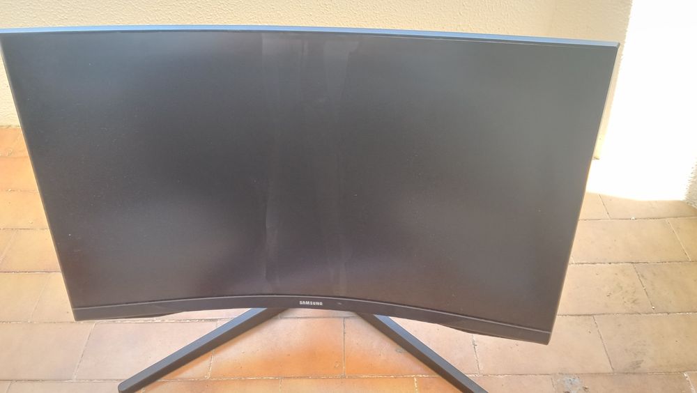 Monitor SAMSUNG Odyssey G5 - para peças Alcobaça E Vestiaria • OLX.pt