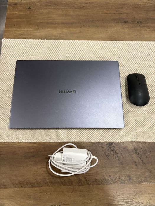 Portatil Huawei Matebook D14 i5 + rato + carregador + mochila Praia da ...