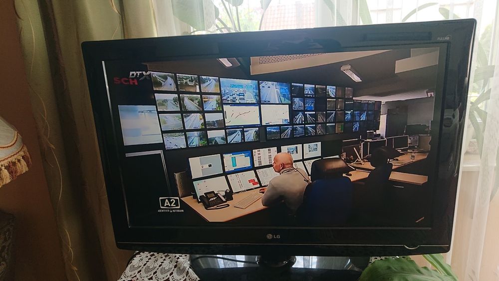 Telewizor LG 37 cali Nidzica • OLX.pl