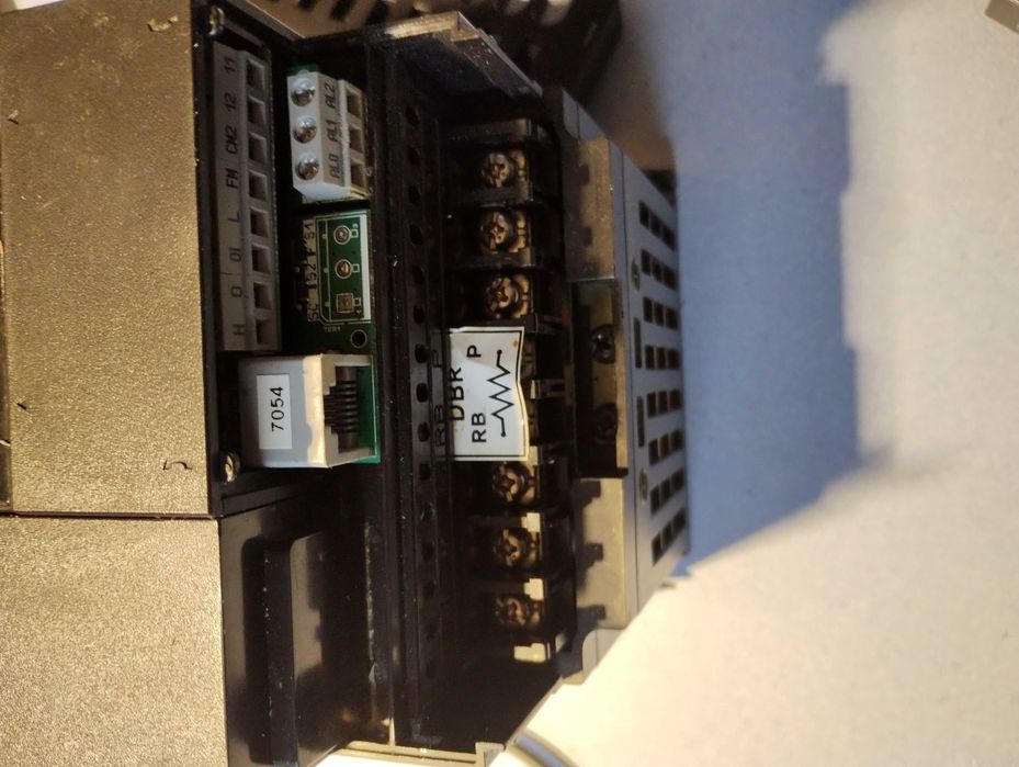 Falownik inwerter częstotliwości Hyundai N70E-015HF 1,5kW wektor/skala ...