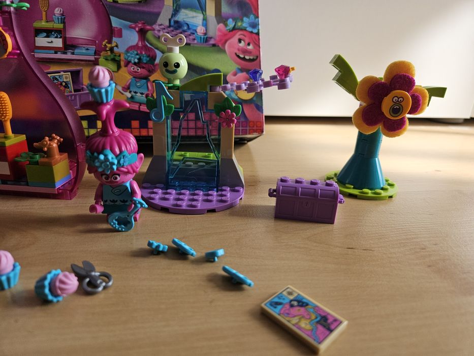 LEGO 41251 Trolls Owocowy domek Poppy kompletny Poznań Piątkowo • OLX.pl