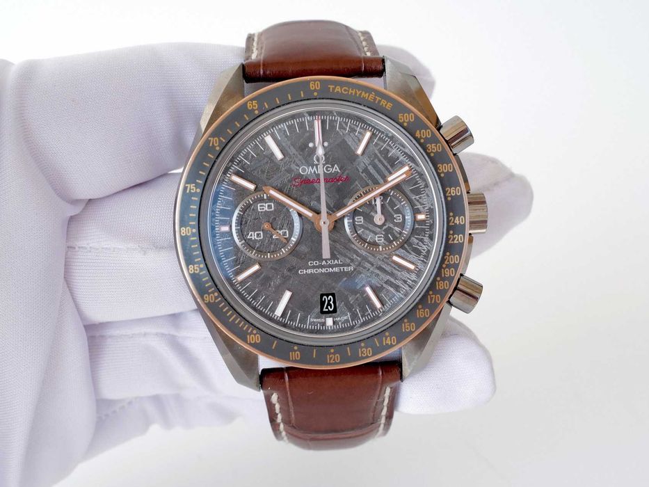 Omega Speedmaster Moonwatch Grey Side of the Moon Meteorite: 431 000 ...