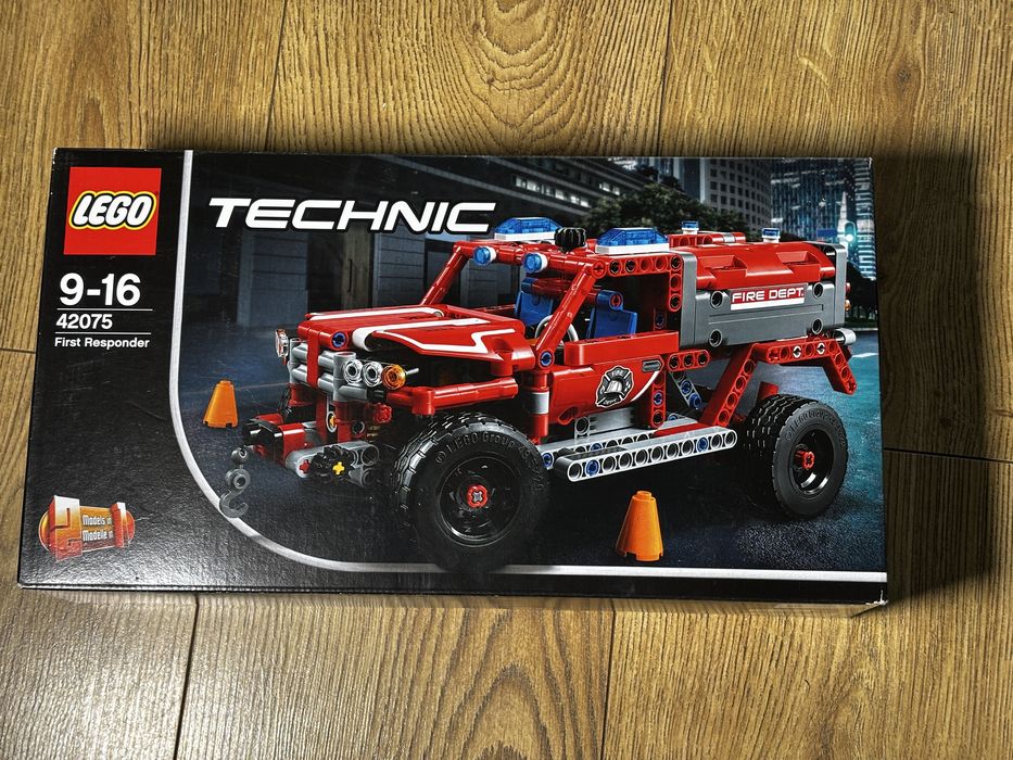 Lego Technic 42075 - First Responder Kraków Podgórze Duchackie • OLX.pl