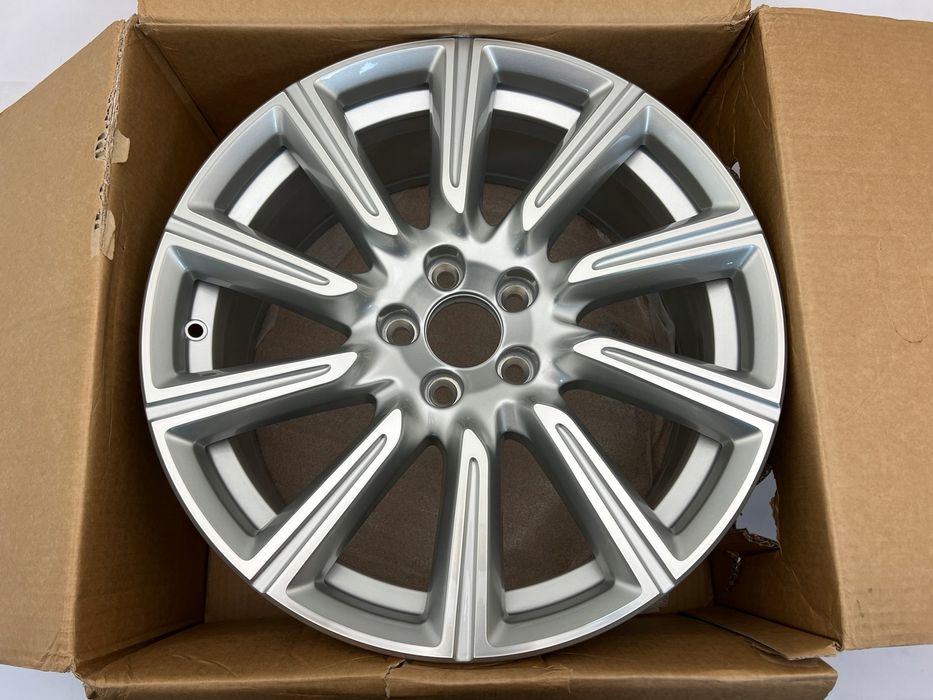 Volvo S90 V90 S60 V60 Felga koło 8Jx18 ET42 5x108 oryginał Oem Nowa ...