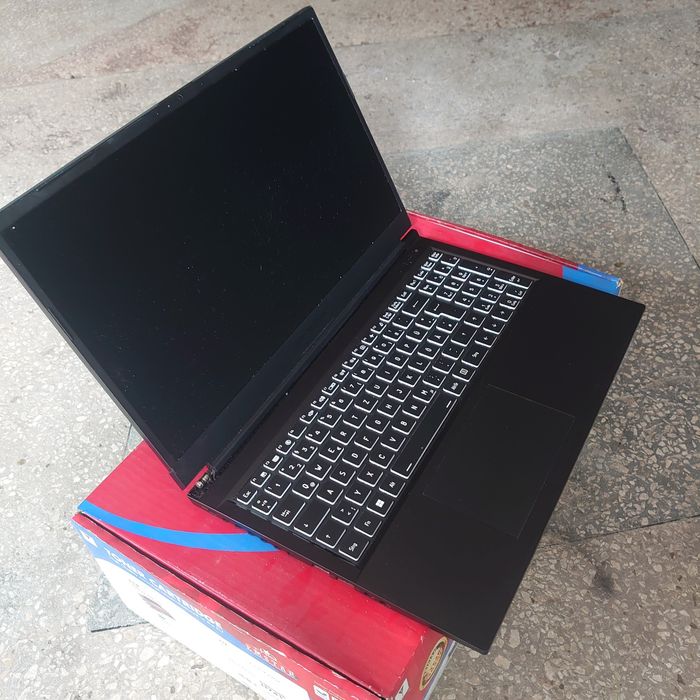 Ігровий Medion Erazer np50rn (e50)i5-12450H rtx4050 напівробочий опис ...