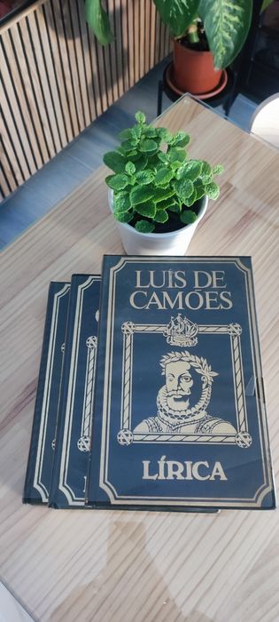 Obras completas Luís de Camões Queluz E Belas • OLX.pt