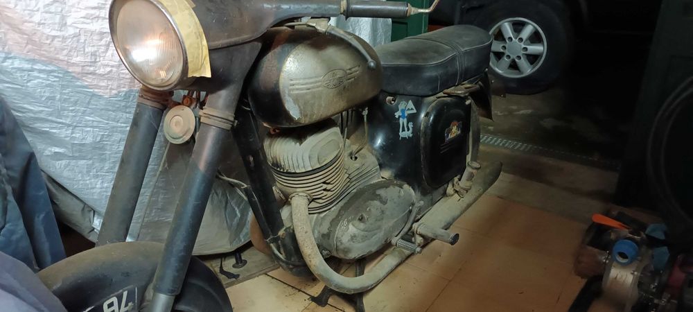 Jawa 250 mod. 559 São Marcos da Serra • OLX.pt