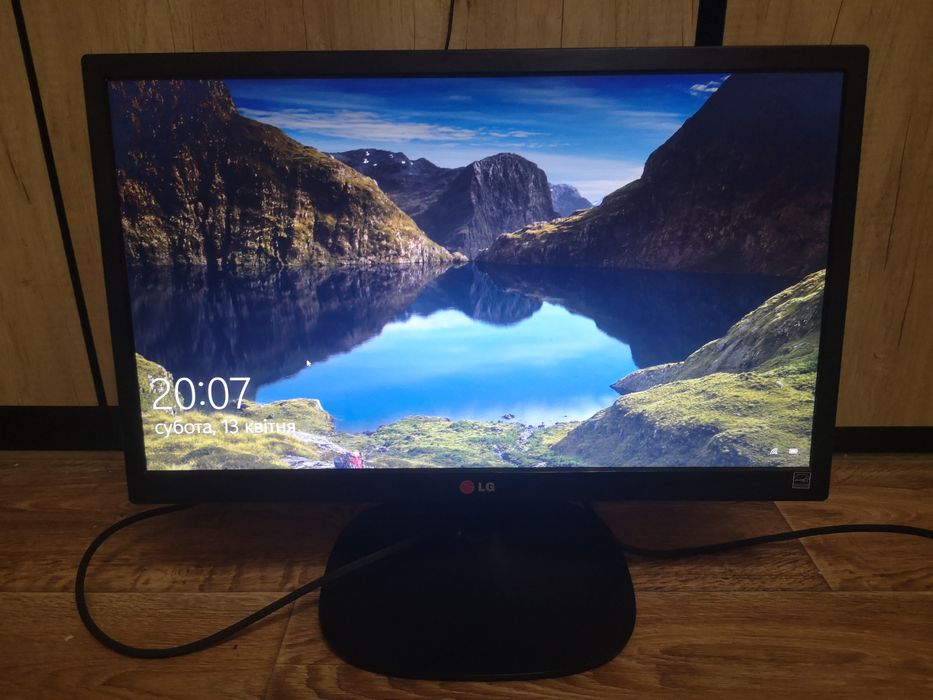 Монітор 22" LG22M35A-B: 800 грн. - Монітори Київ на Olx