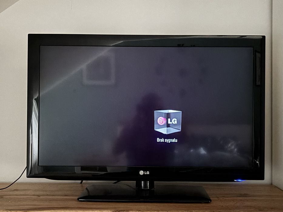 Telewizor LG LCD 37 cali Tarnowskie Góry • OLX.pl