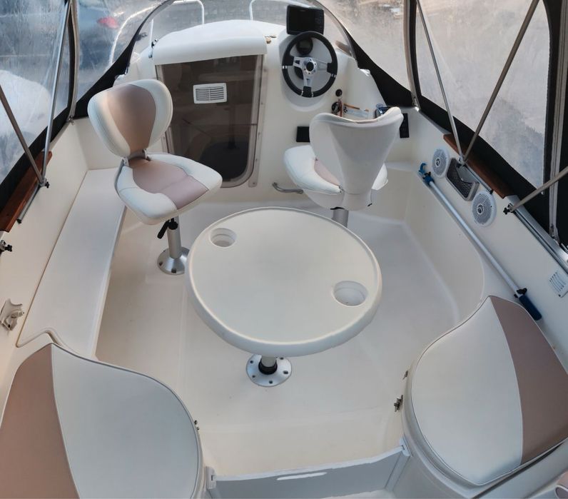 Łódka, motorówka Quicksilver Activ 470 Cabin Jerutki • OLX.pl