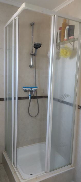 Resguardo divisória base duche poliban e suporte rampa chuveiro Roca ...