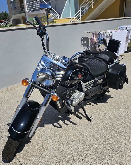 Mota Um Commando Classic 125 Canedo, Vale E Vila Maior • OLX.pt