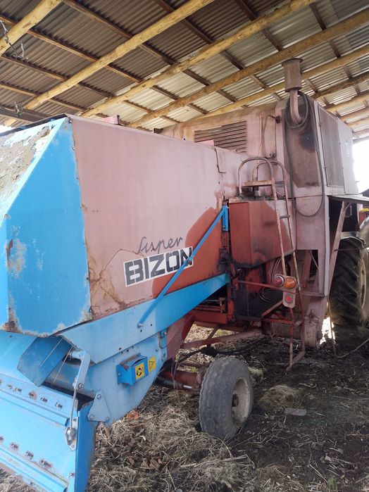 Kombajn Bizon Z050 Niemodlin • OLX.pl