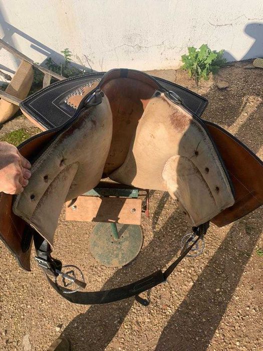 Sela portuguesa n 42 Ourique • OLX Portugal