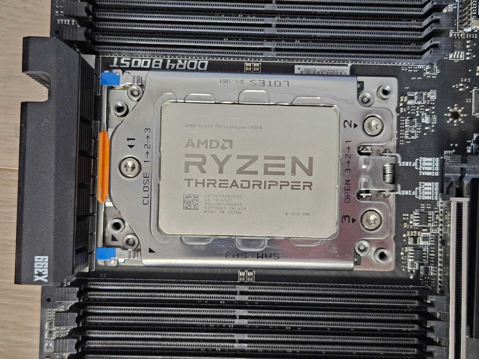 Сет AMD THREADRIPPER 1920X 12\24ядер 4GHz+мама MSI+водянка NZXT. ОБМІН ...