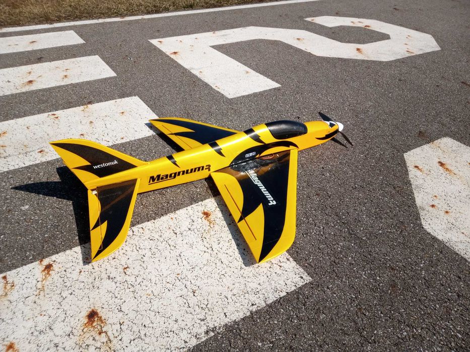 Samolot RC ,szybki model samolotu " MagnumR-E" Radzionków • OLX.pl