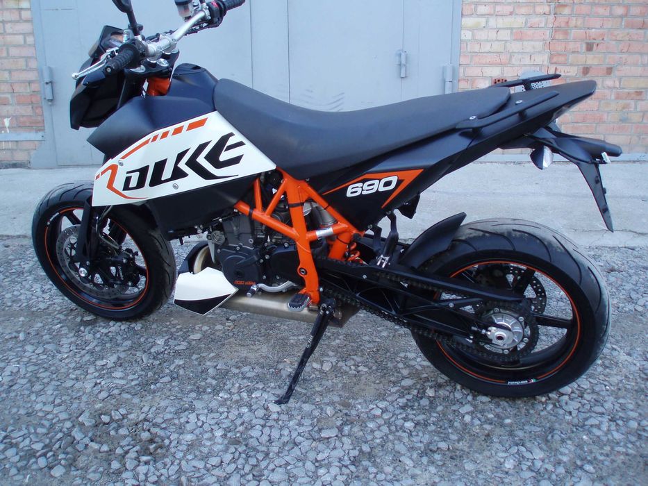 690 DUKE R стрит: 3 200 $ - Мотоцикли Суми на Olx