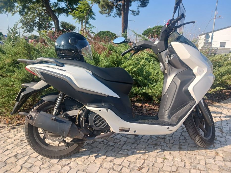 Mota Keeway 125 City Costa Da Caparica • OLX.pt