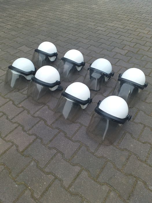 Kask przeciwuderzeniowy OPP,policja,milicja,militaria,kolekcje,ZOMO,ŻW ...