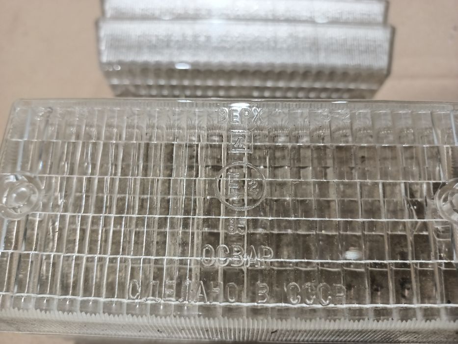 Стёкла фонарей заднего хода. Новые СССР ВАЗ 2101, 21013, 2102: 500 грн ...