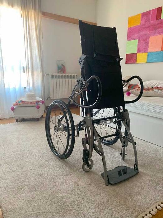 Cadeira de Rodas LifeStand LSA Helium - LEVANTA-TE COM ESTA CADEIRA ...