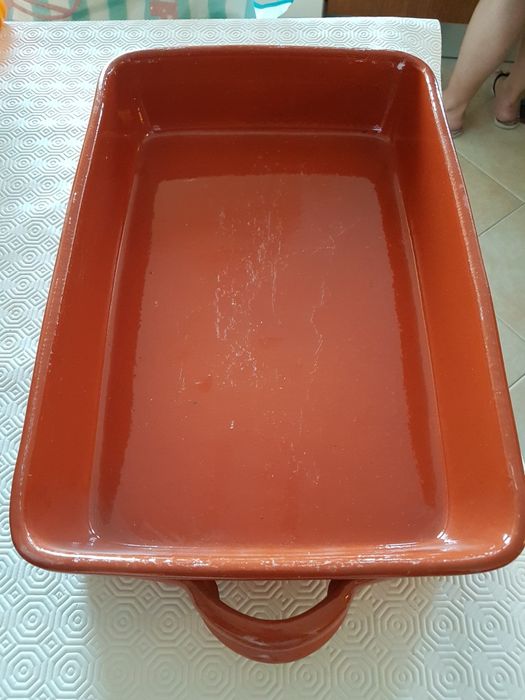 Tabuleiro de barro Oiã • OLX Portugal