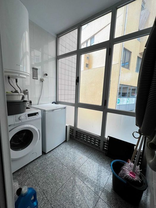 Aluga-se Quarto Suite (com Wc e Cama de Casal) Rotunda da Areosa LIDL ...