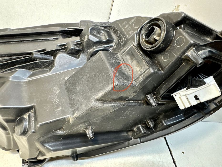 Фара левая Tesla model 3 model Y 2021- лінзована: 8 980 грн. - Передні ...