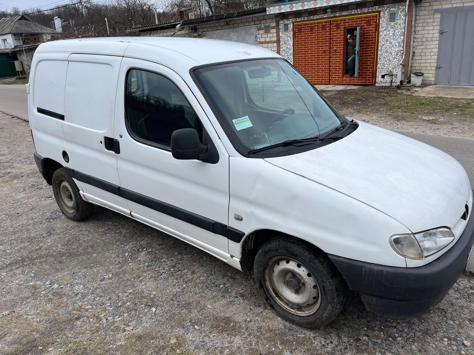 Продам Пежо партнер: 2 100 $ - Peugeot Канів на Olx