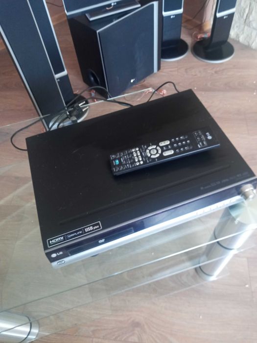Kino domowe 120 W wraz z DVD, GRATIS stolik pod telewizor Węgrzce Wielkie • OLX.pl